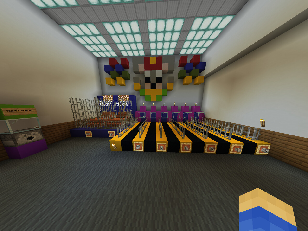 90's Chuck E Cheese Minecraft Map