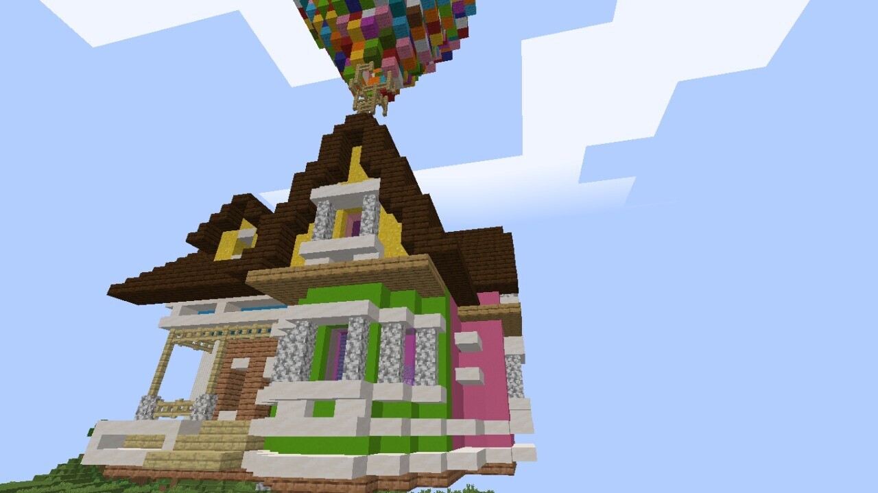 I built my version of Up house in a friend's smp Minecraft Map