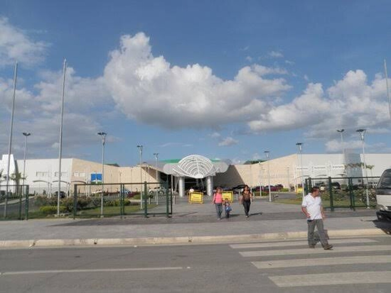 Centro Comercial Parque Los Aviadores (Aragua, Venezuela) Minecraft Map