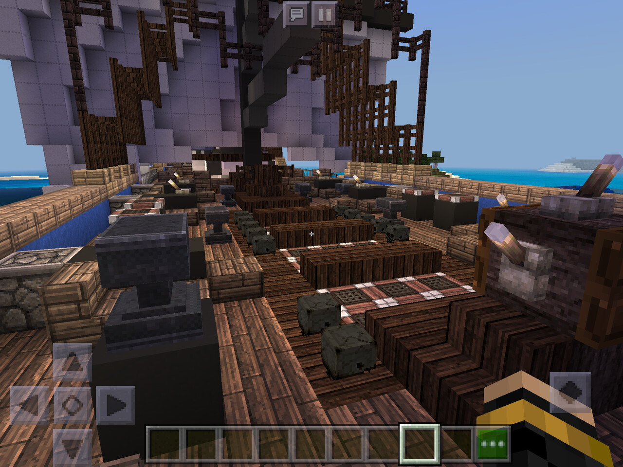 HMS SURPRISE 1796 Minecraft Map