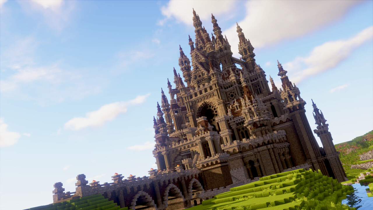 A castle towering in the blue sky Minecraft Map