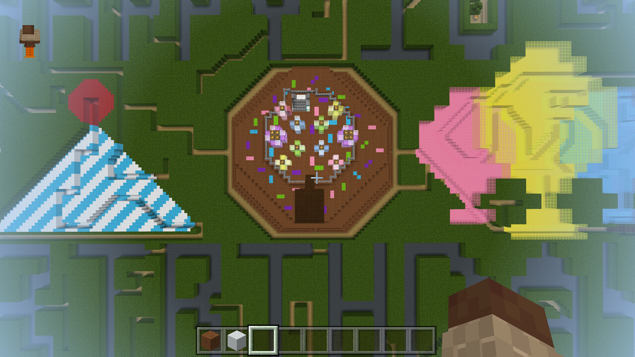 Birthday Hedge Maze Minecraft Map