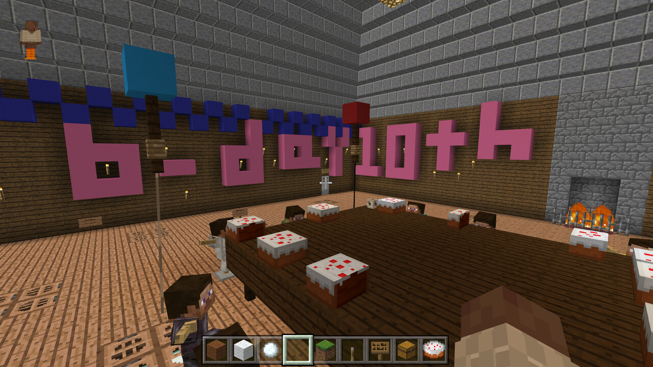 Birthday Hedge Maze Minecraft Map