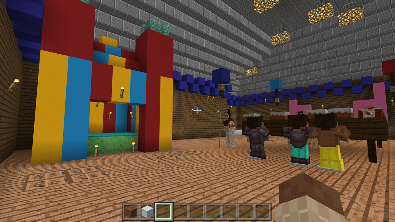 Birthday Hedge Maze Minecraft Map