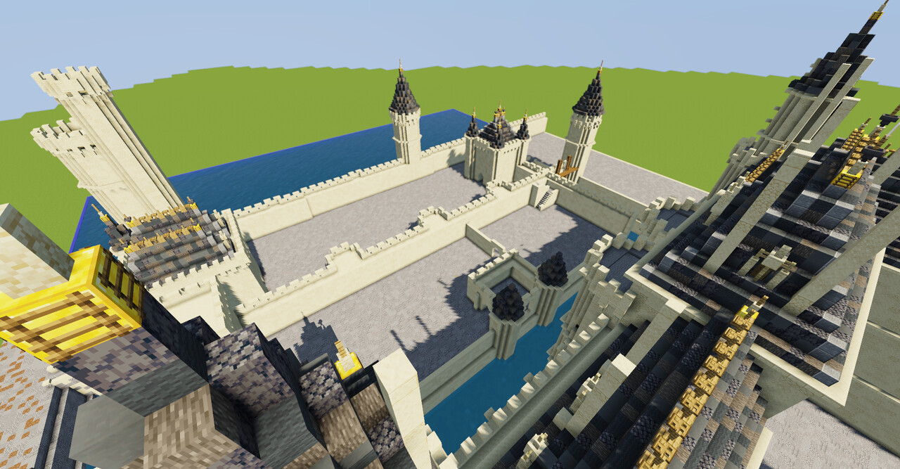 XIVth century Louvre Castle | Chateau du Louvre Minecraft Map