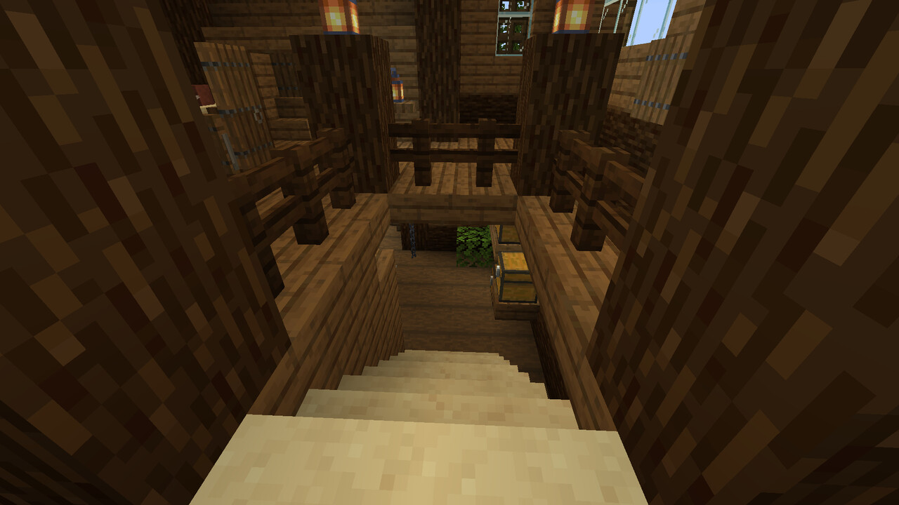 Old house with beautiful walk way Minecraft Map