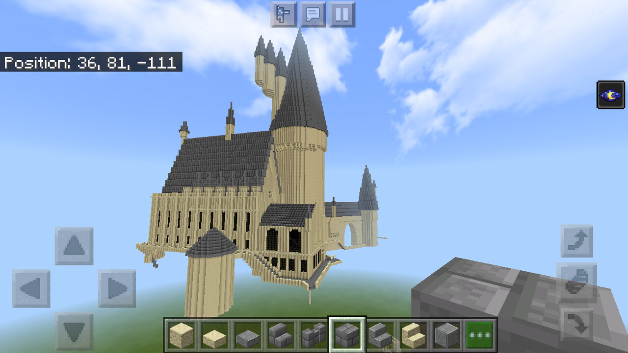 The original Hogwarts Minecraft Map