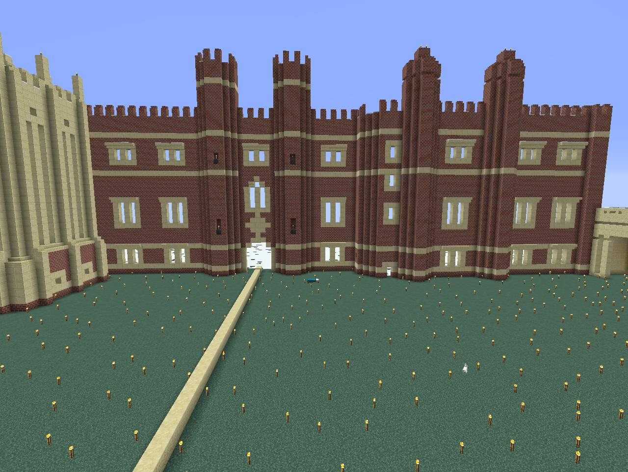 Hampton Cort Palace Minecraft Map