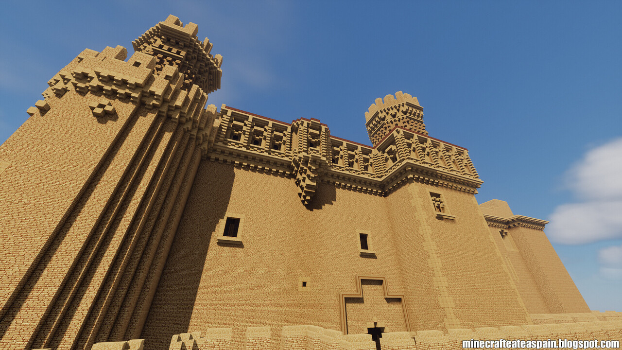 Minecraft replica of the Castle of Manzanares el Real, Madrid, Spain ...