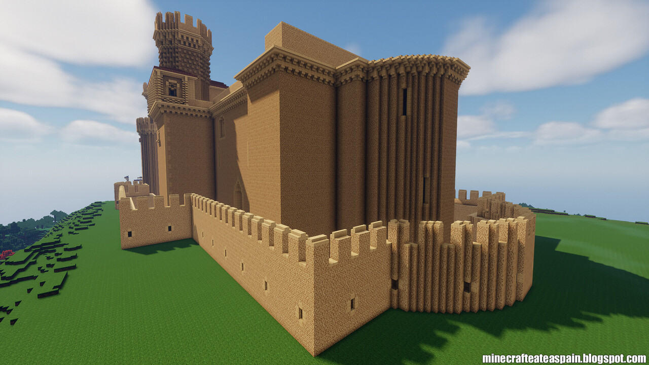 Minecraft replica of the Castle of Manzanares el Real, Madrid, Spain ...