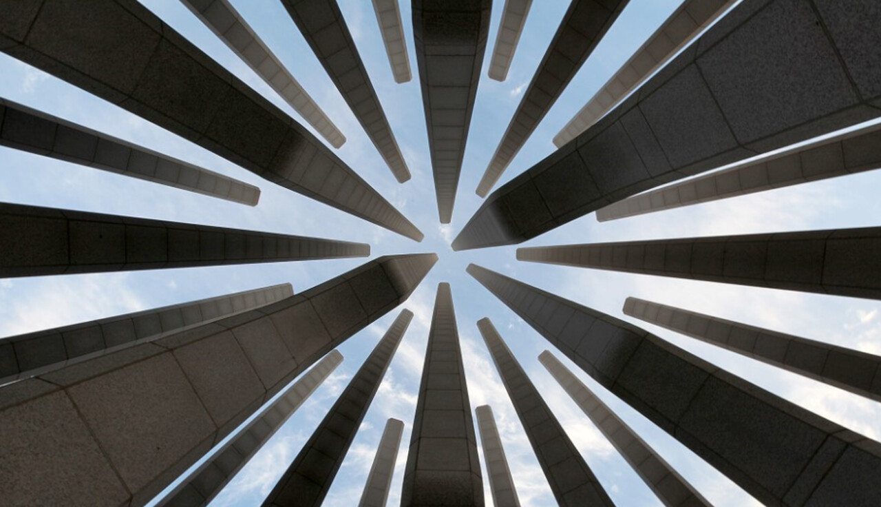 M's Nether Portal tower Minecraft Map