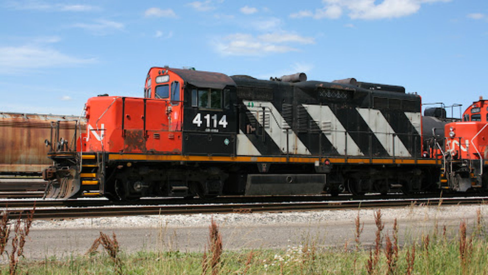 Canadian National - EMD GP9RM "Stripes" Minecraft Map