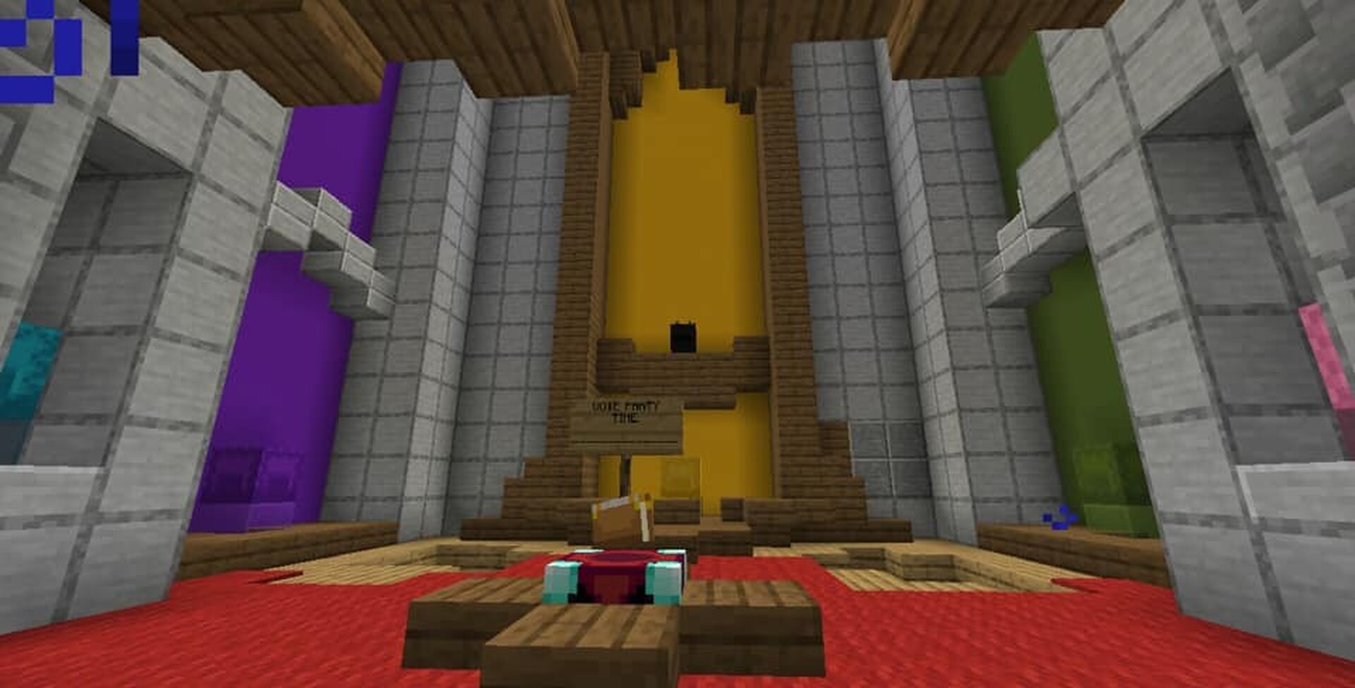 Fantasy Ruins Castle Skyblock > HUB I SPAWN 100 x 100 Minecraft Map