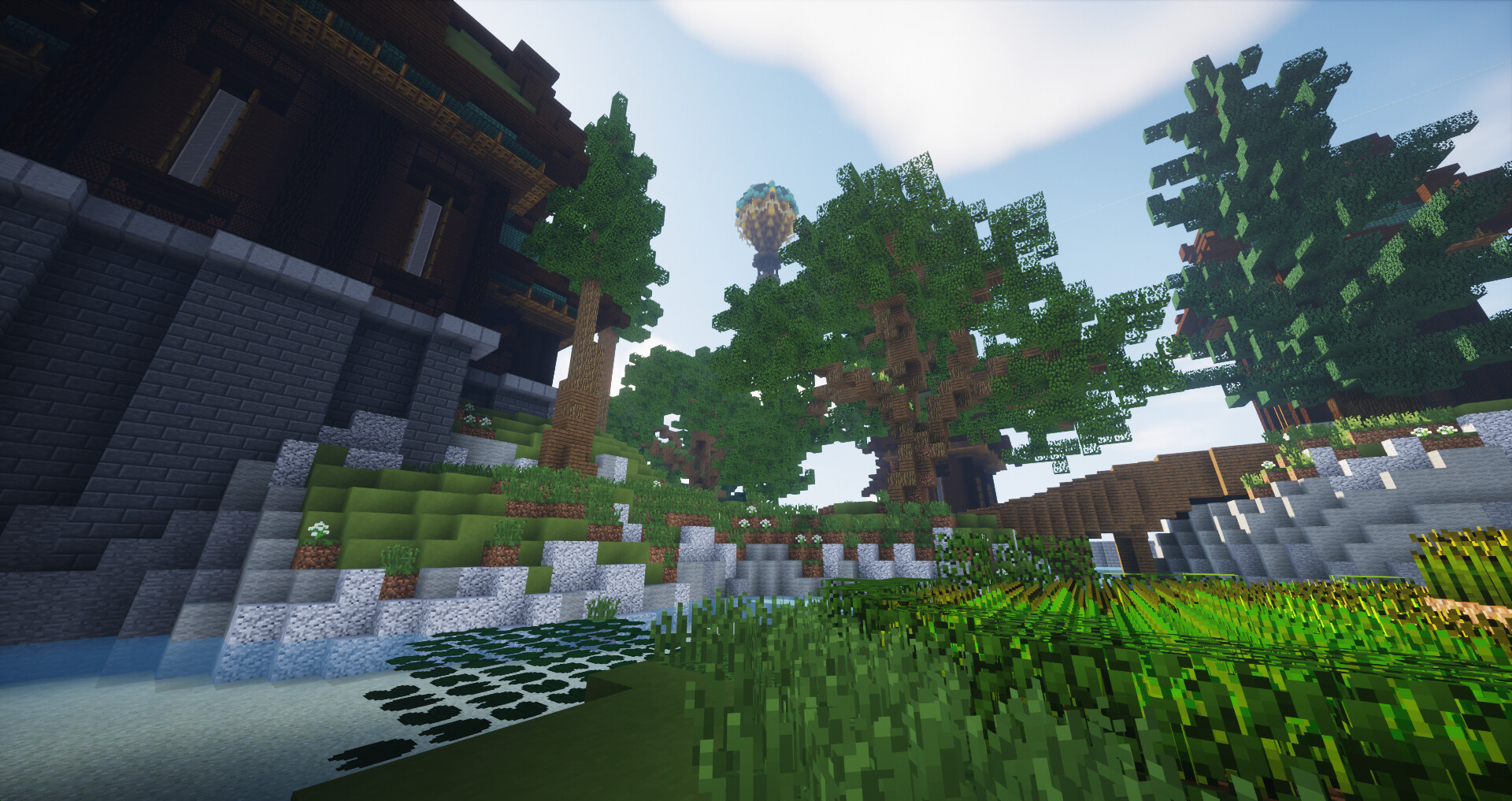 Balloon Town Hub | 1.8+ Minecraft Map