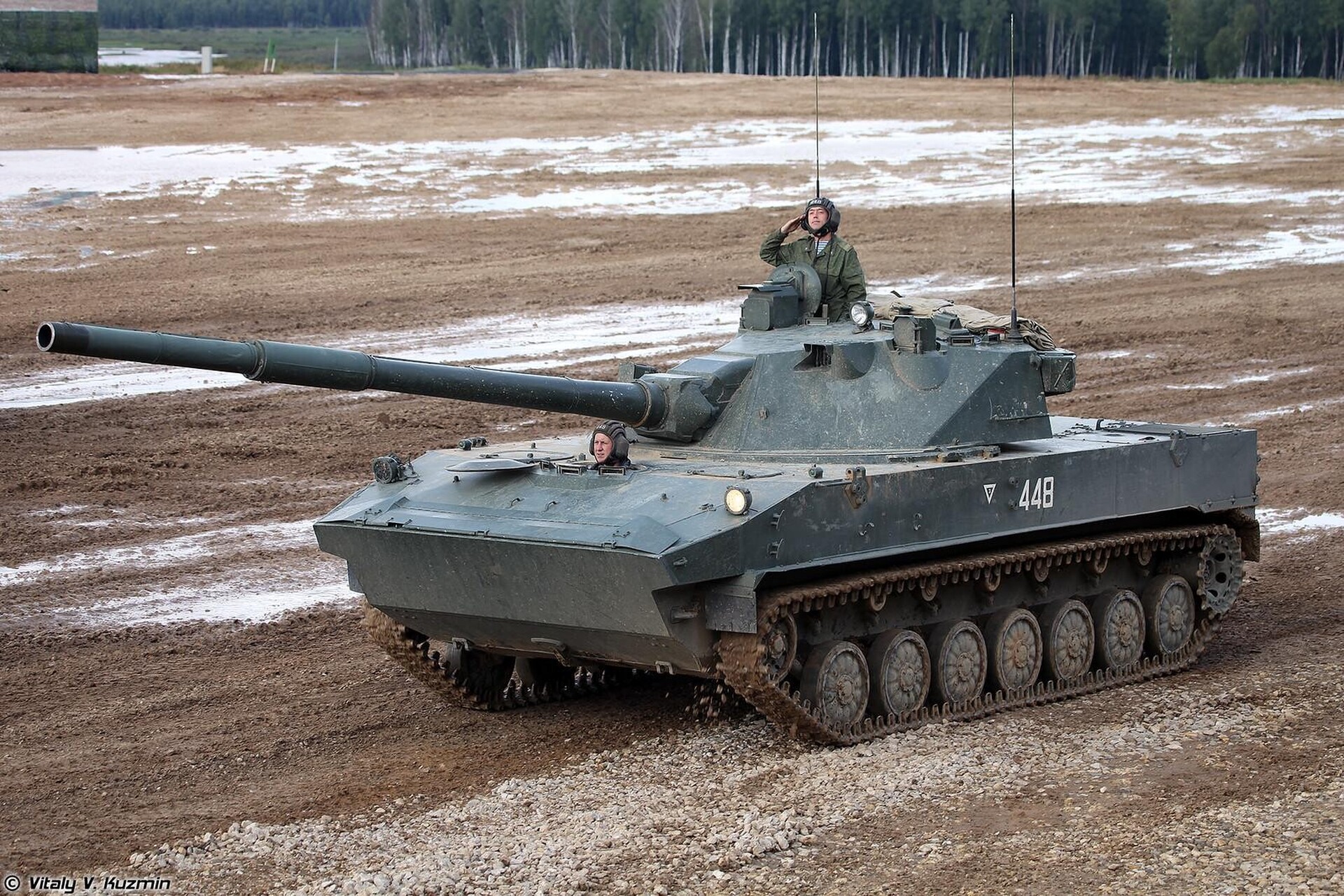 2S25 "Sprut-SD" (1.5:1 Scale) Minecraft Map