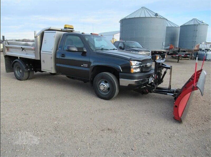 Chevy Silverado 3500hd, Snow Plow [With Download] Minecraft Map