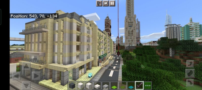 A French town with its Street houses 1:1 scaled Minecraft Map