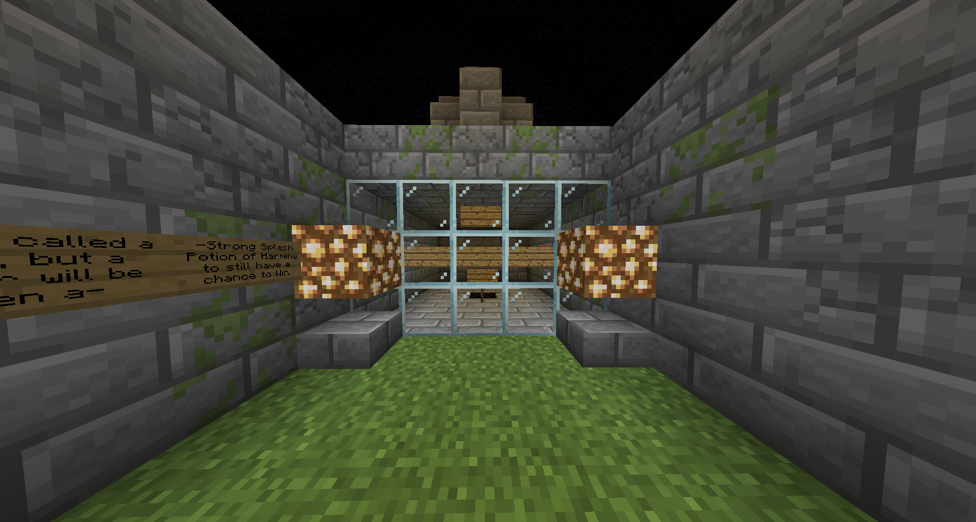 Maze Hunt (Huge Maze map with Hunter/Hider fun) Minecraft Map