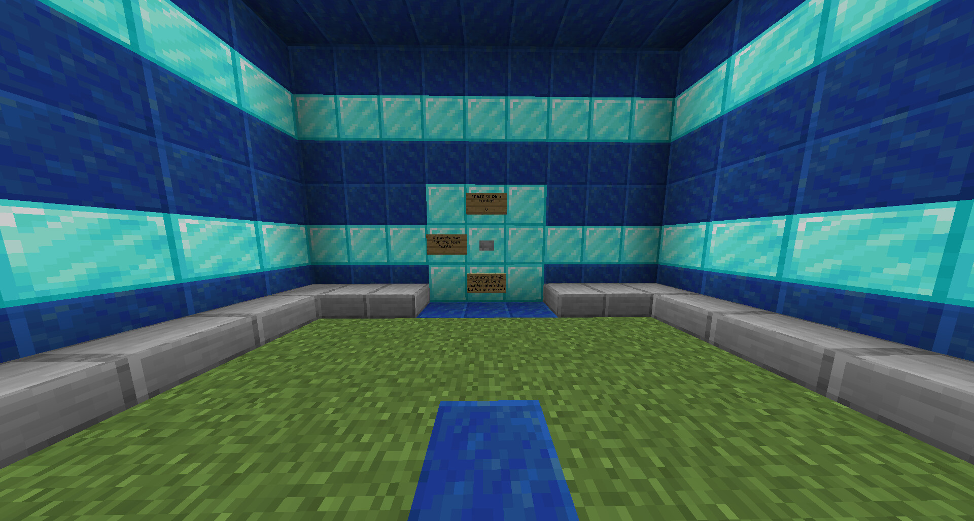 Maze Hunt (Huge Maze map with Hunter/Hider fun) Minecraft Map