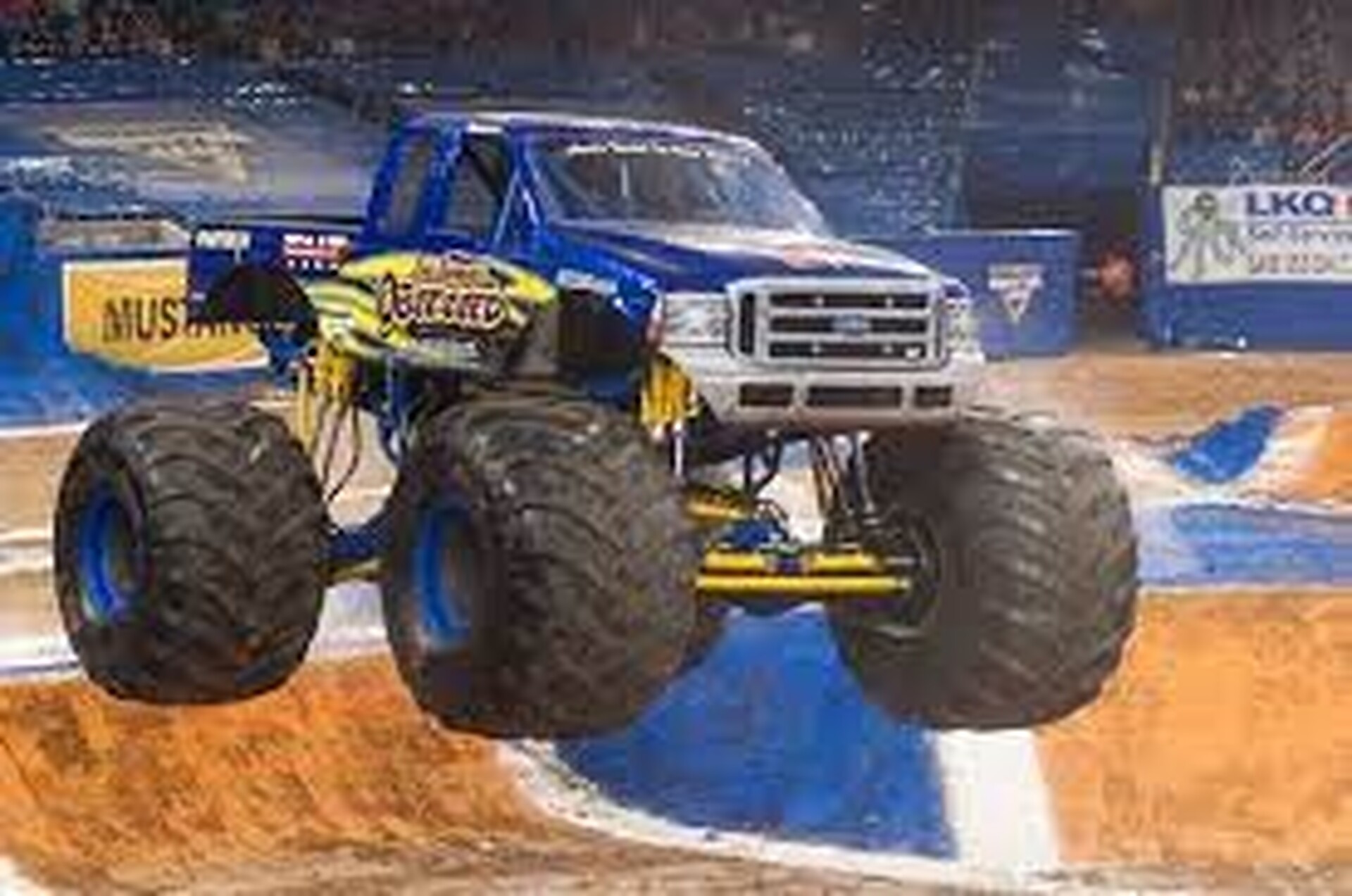 Monster Jam- Obsessed Minecraft Map