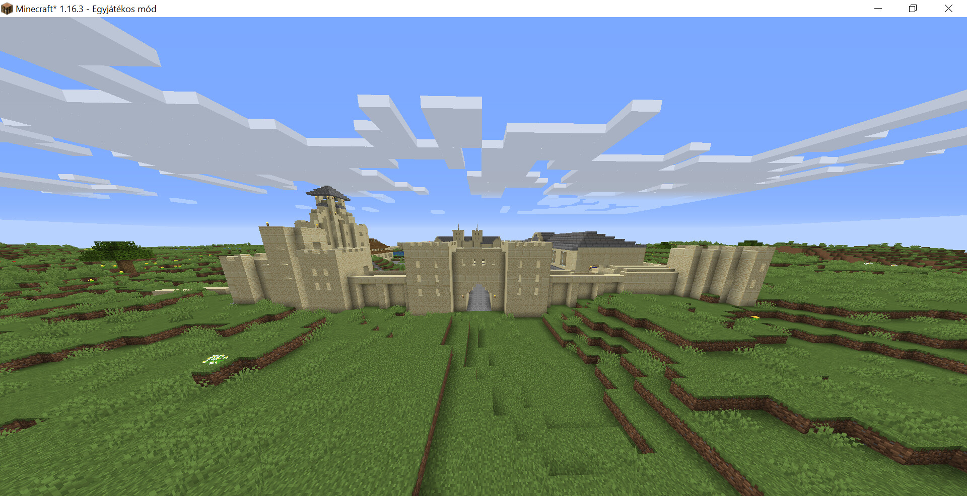 Half real Windsor Castle (Windsor-Amper Castle) Minecraft Map
