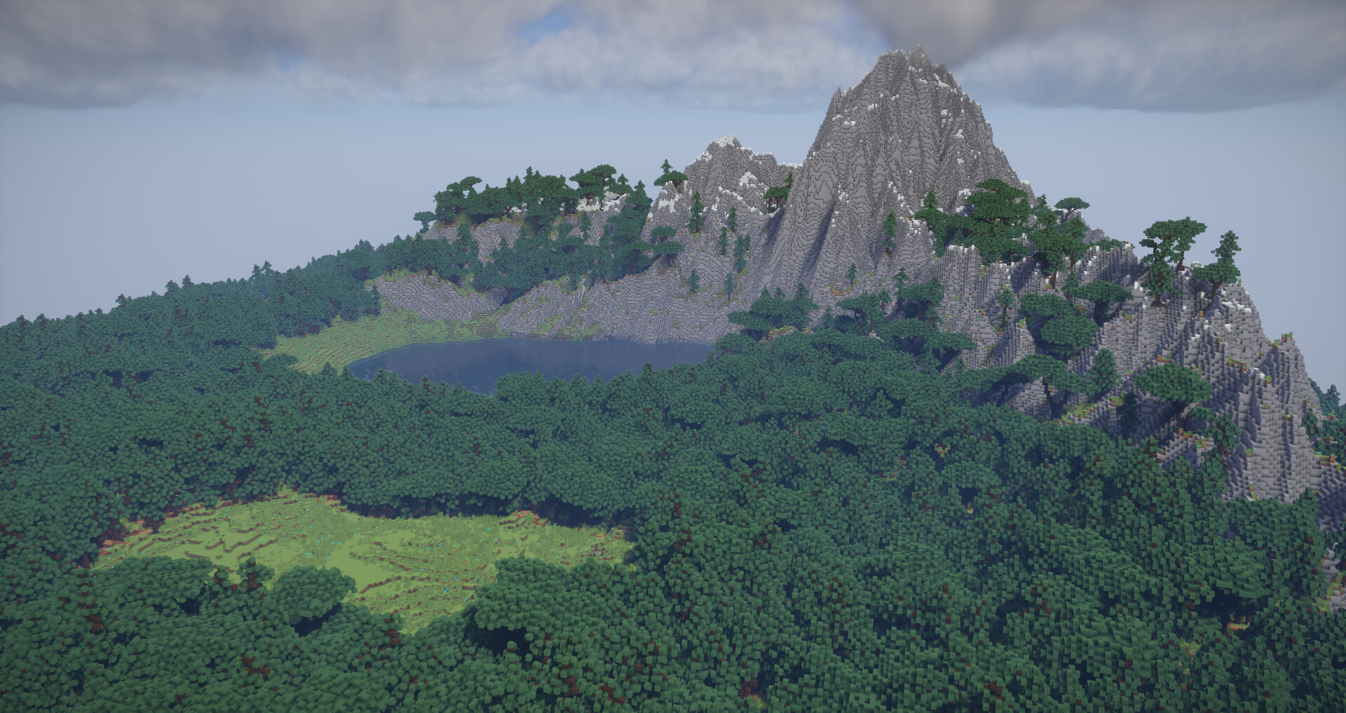 Mountainlake - A huge mountain & lake in a forest valley Minecraft Map