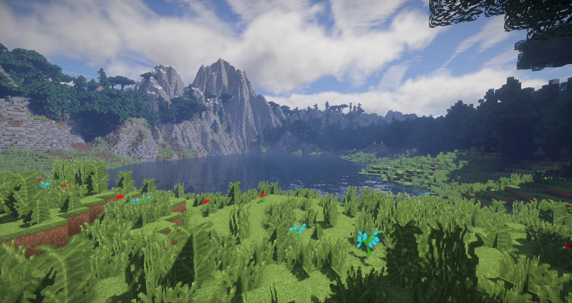 Mountainlake - A huge mountain & lake in a forest valley Minecraft Map