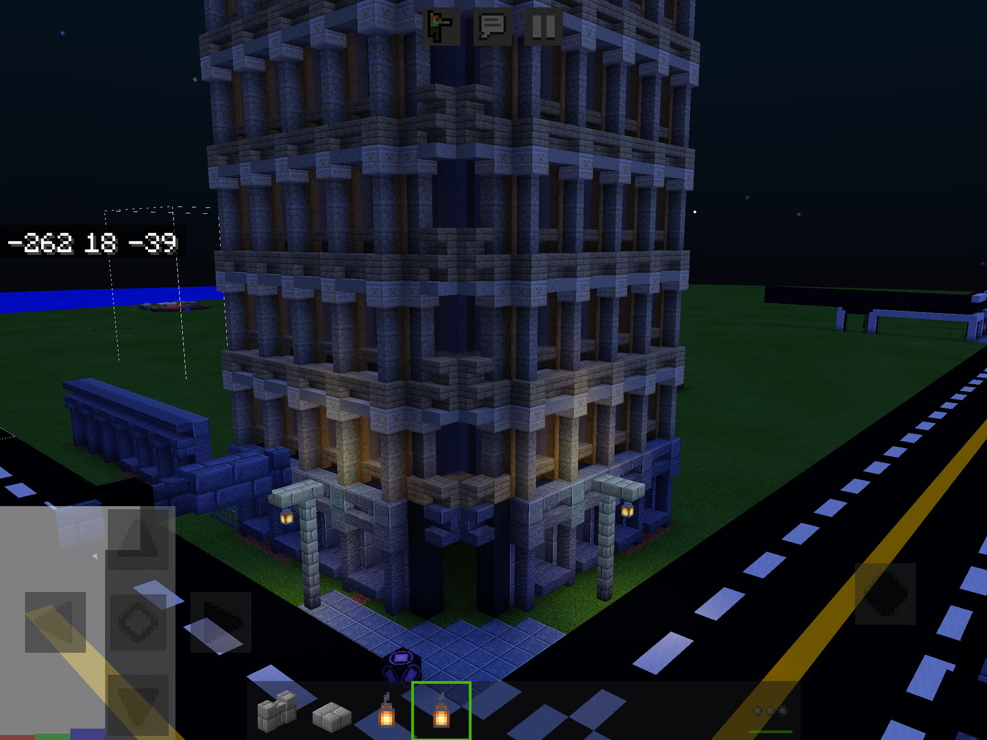 A sandstone building Minecraft Map