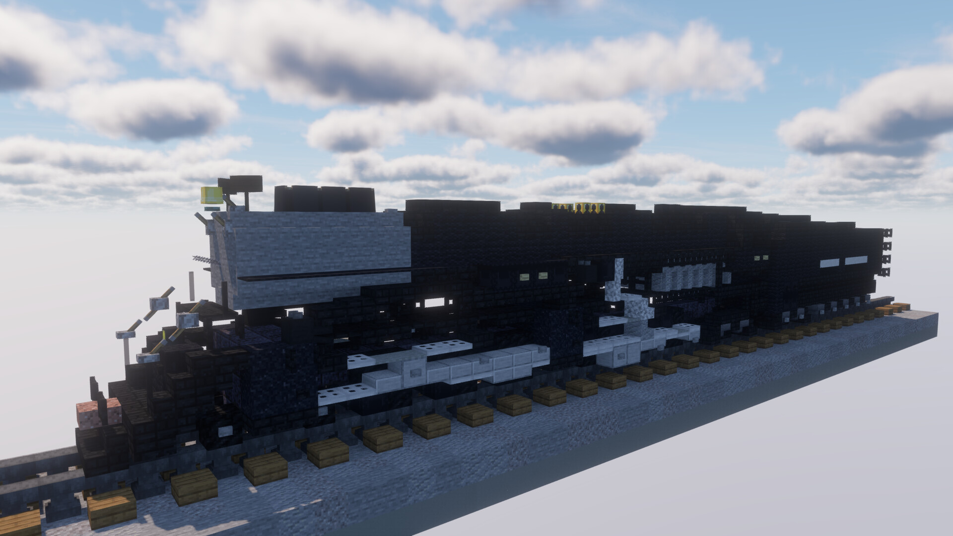4664-5 Class Steam Locomotive Challenger #3952 1.5:1 Scale Minecraft Map