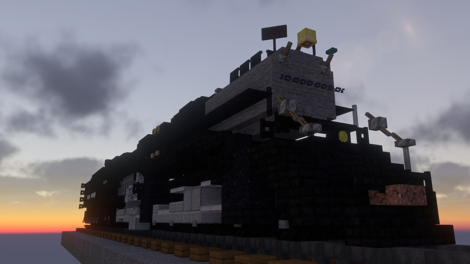 4664-5 Class Steam Locomotive Challenger #3952 1.5:1 Scale Minecraft Map