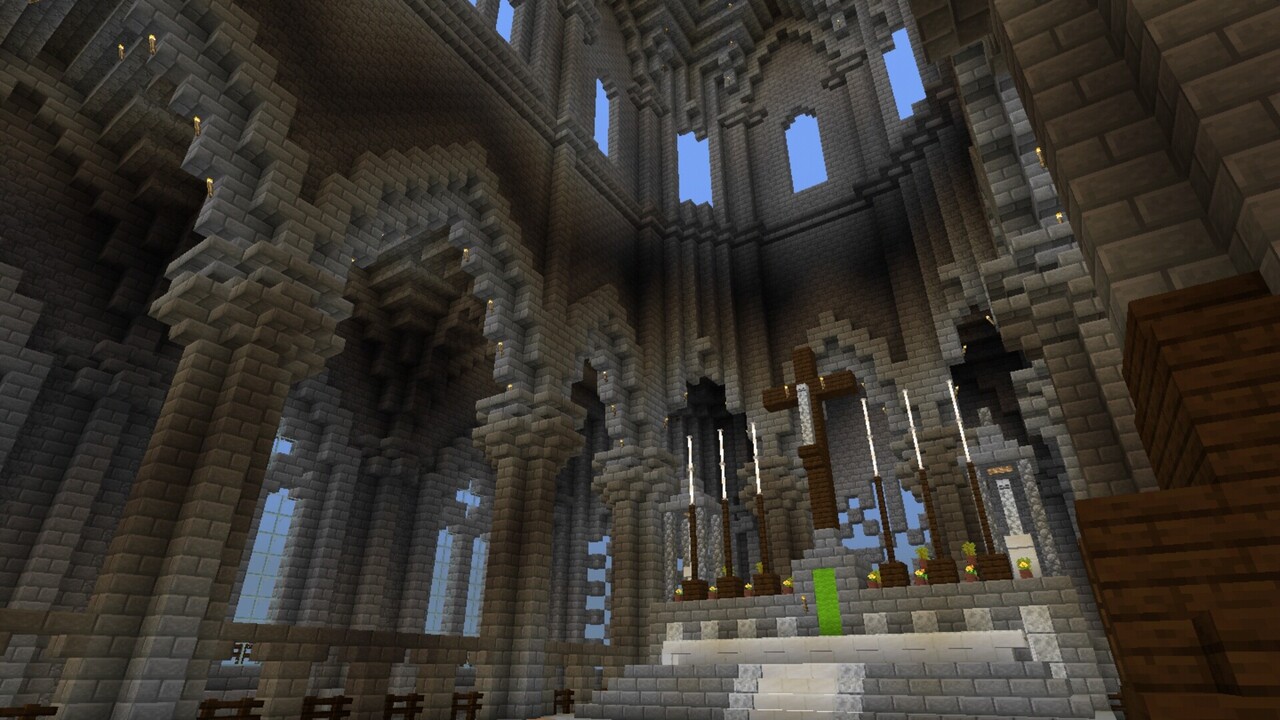 Simple Cathedral in Gothic Style Minecraft Map