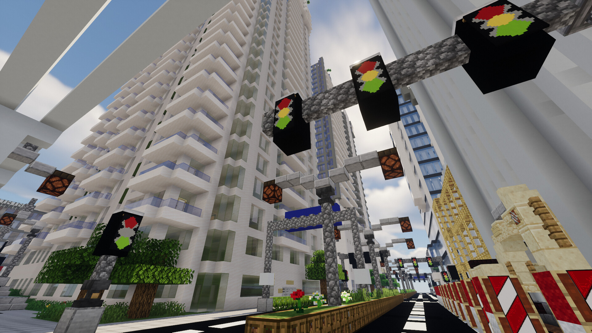 Miami SKYSCRAPER - Blue Diamond Tower Minecraft Map