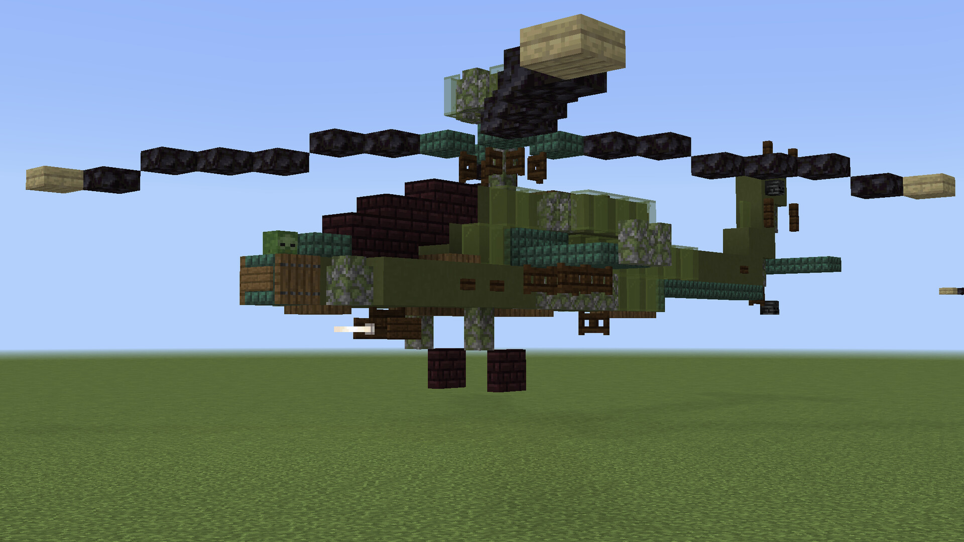 1.5:1 scale Ah-64D Apache Minecraft Map