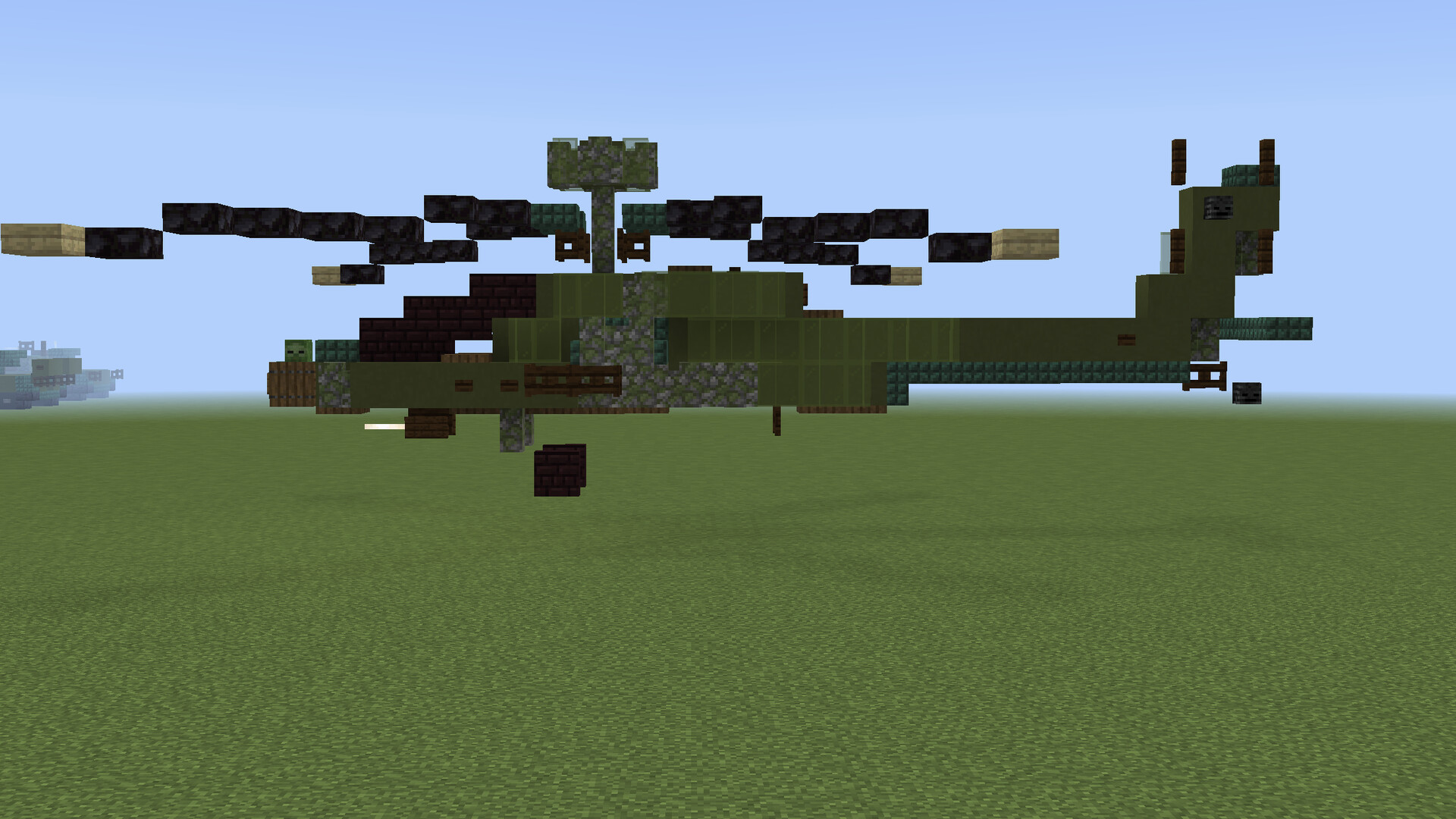 1.5:1 scale Ah-64D Apache Minecraft Map