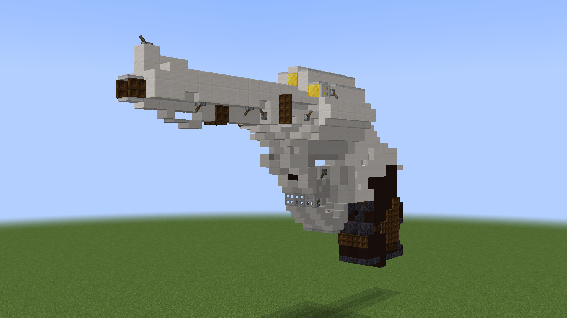Revolver Replica By AnonyCake Minecraft Map