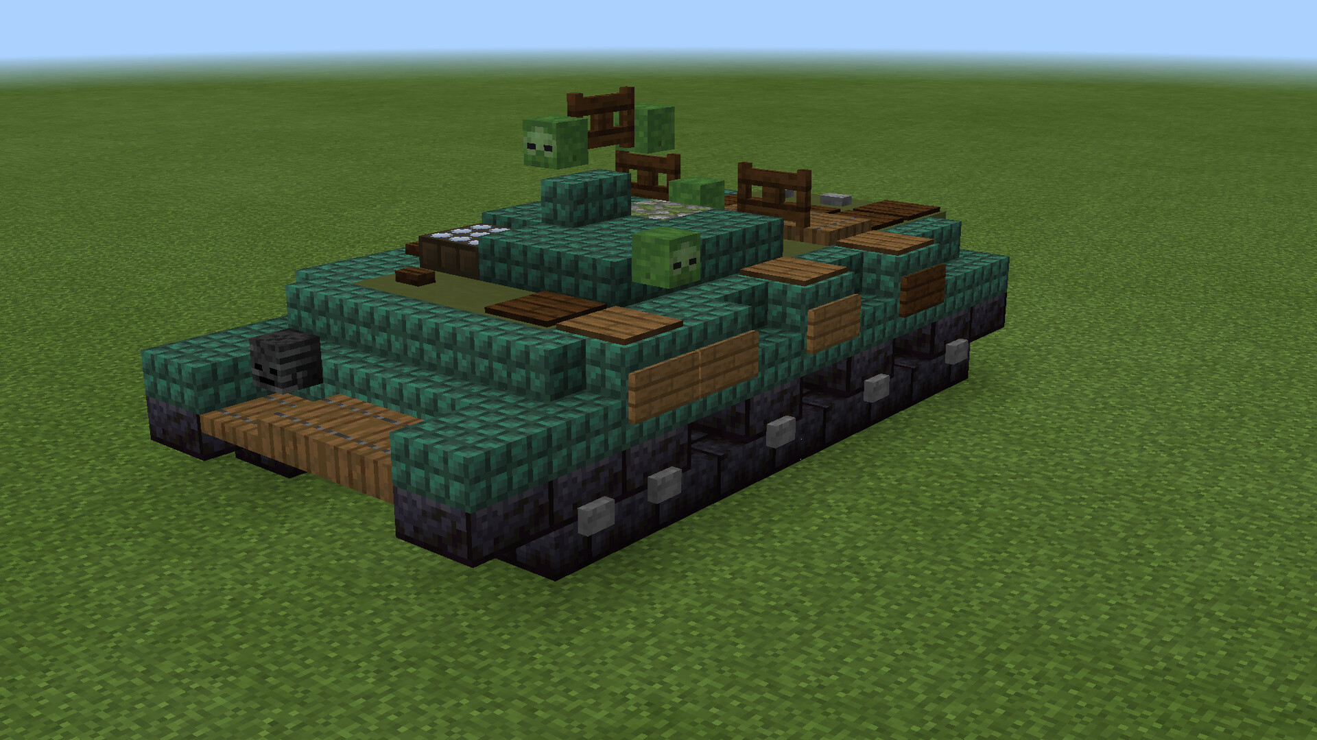 1.5:1 scale IT-1 missile tank destroyer Minecraft Map