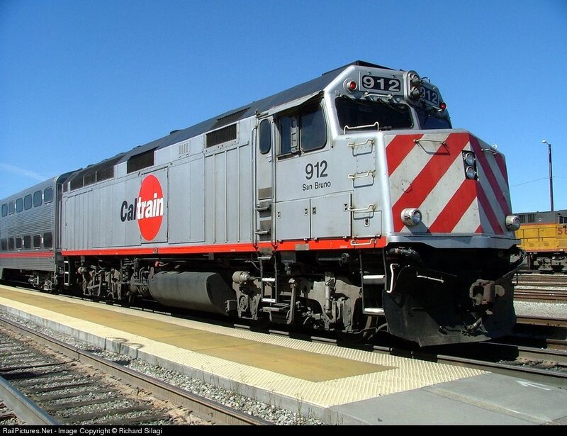 CalTrain - EMD F40PH-2 Minecraft Map