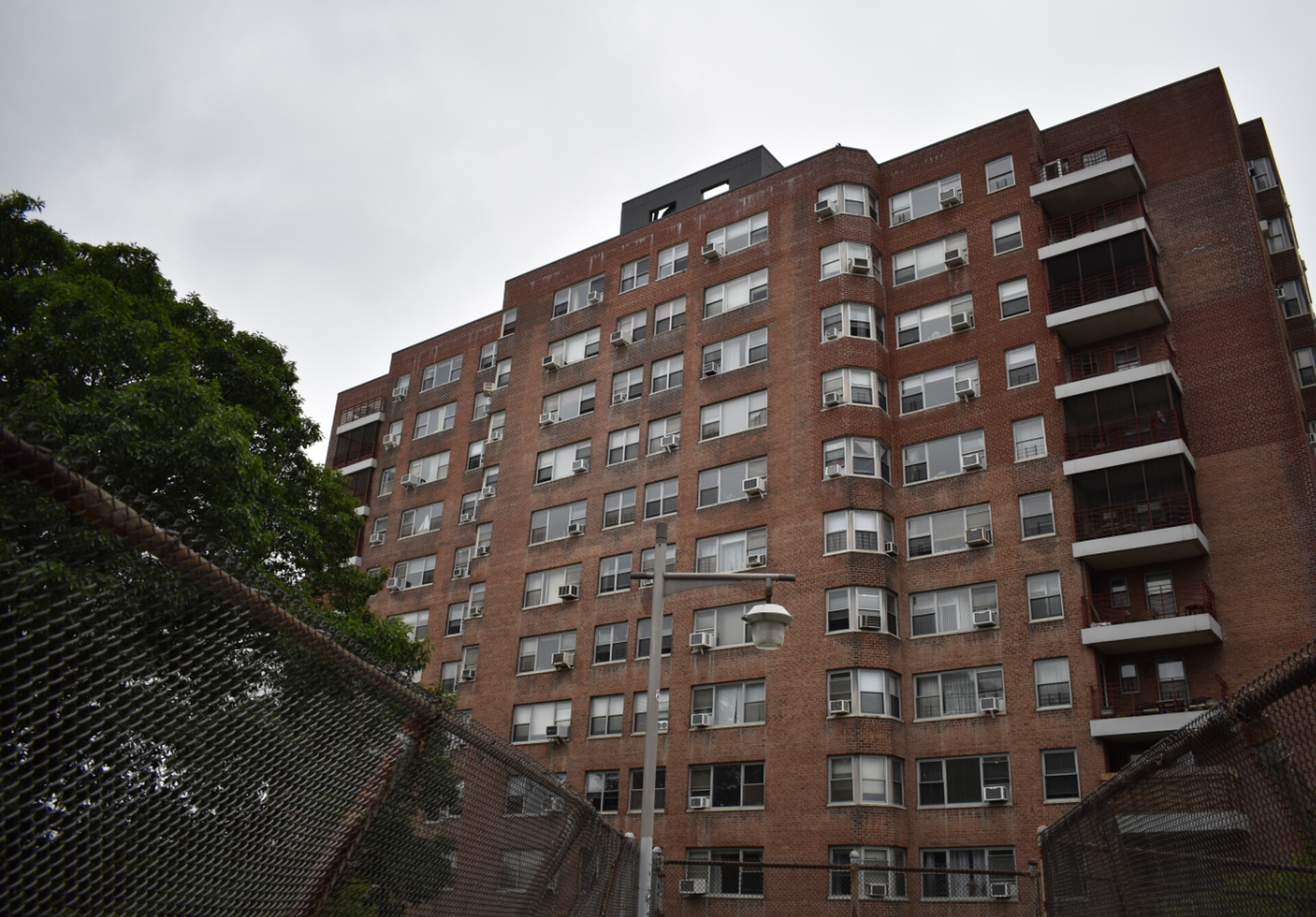 Briarcliff Apartments in The Bronx, New York (1:1 Scale!) Minecraft Map