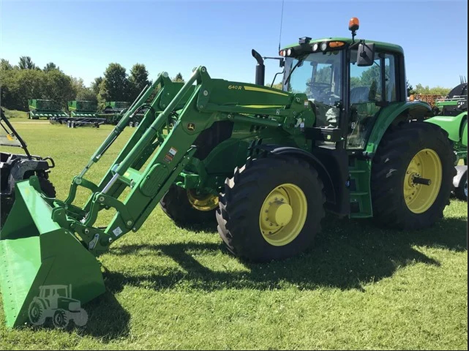 John Deere 6155m, Tractor with loader [With Download] Minecraft Map