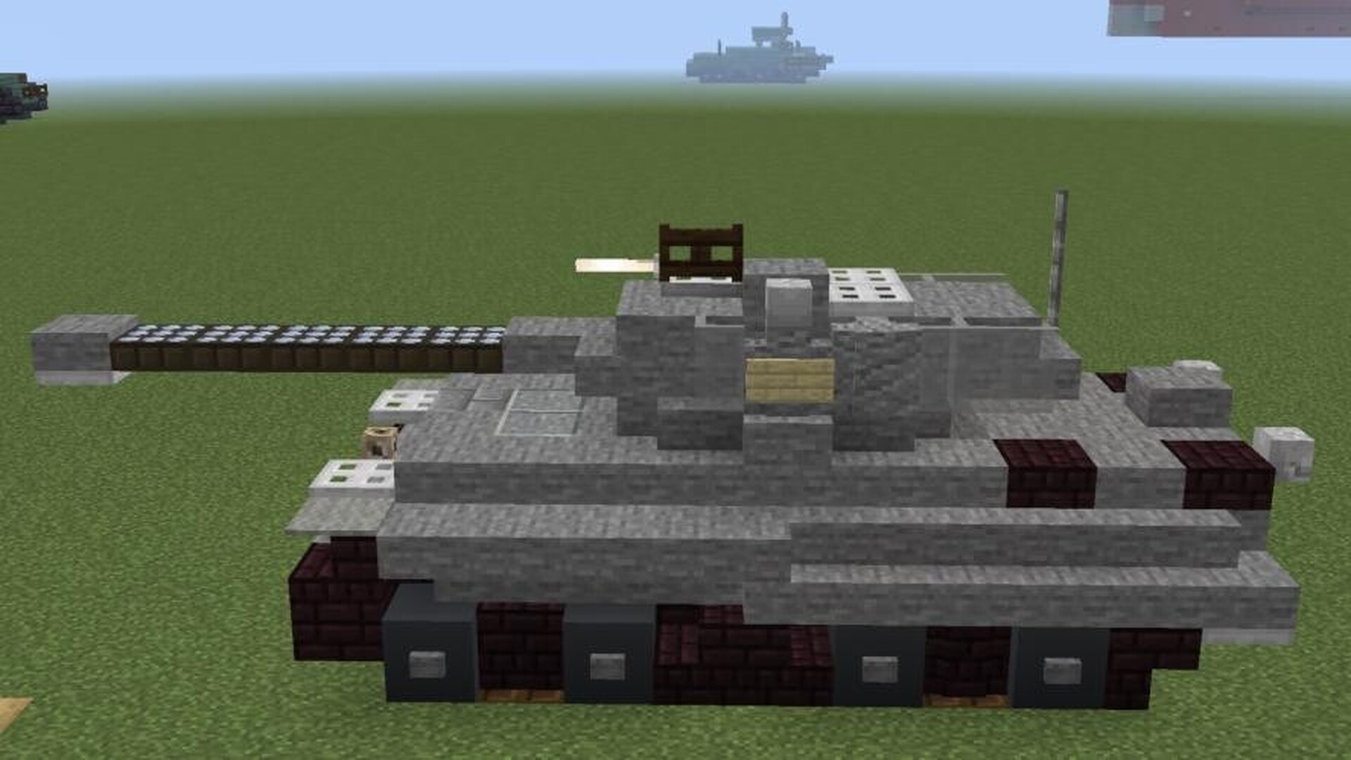 1.5:1 scale Panzerkampfwagen Tiger Ausf. B (Tiger II P and H) Minecraft Map