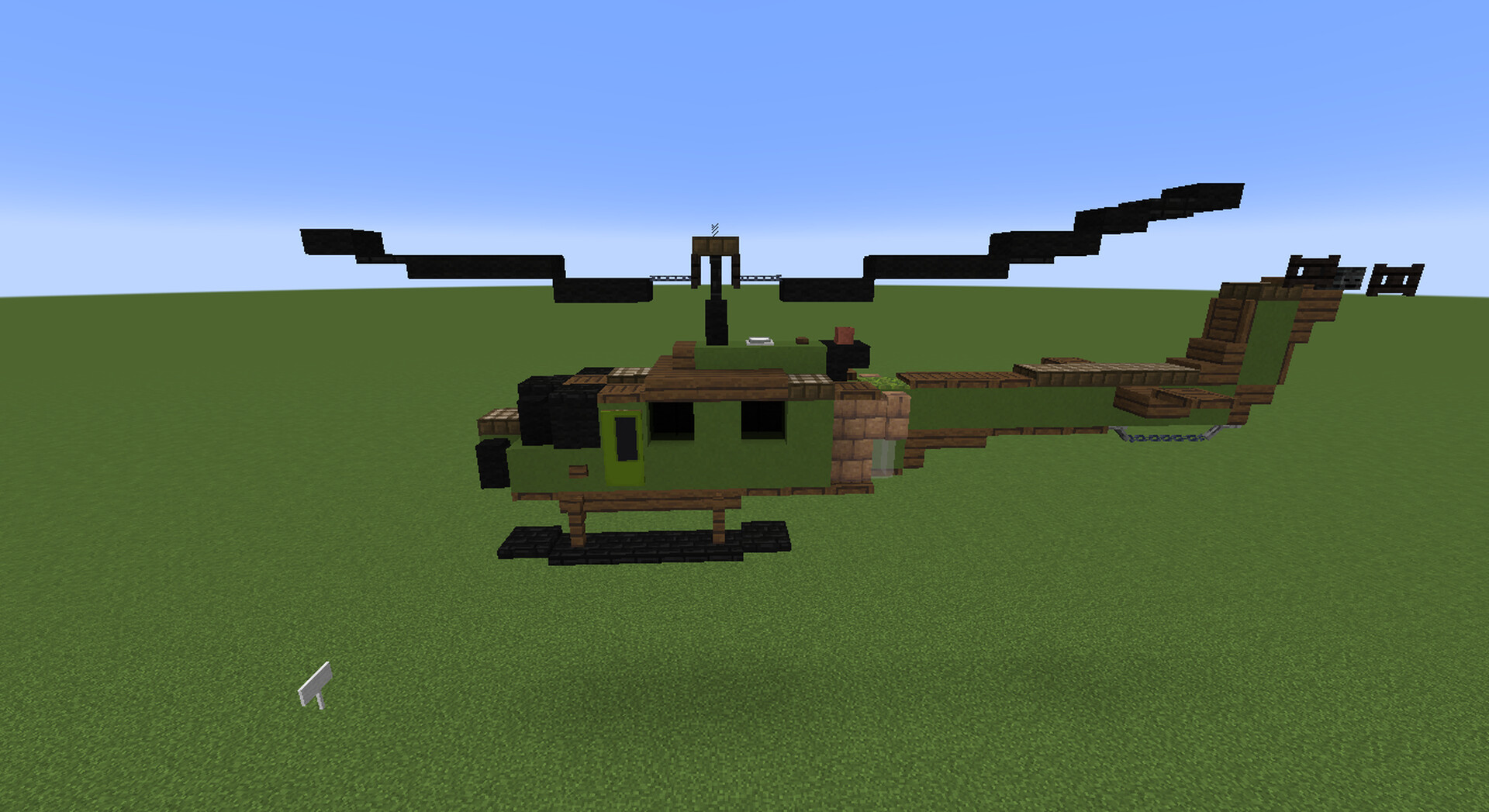 Bell UH-1D Iroquois 1.5:1 Scale Minecraft Map