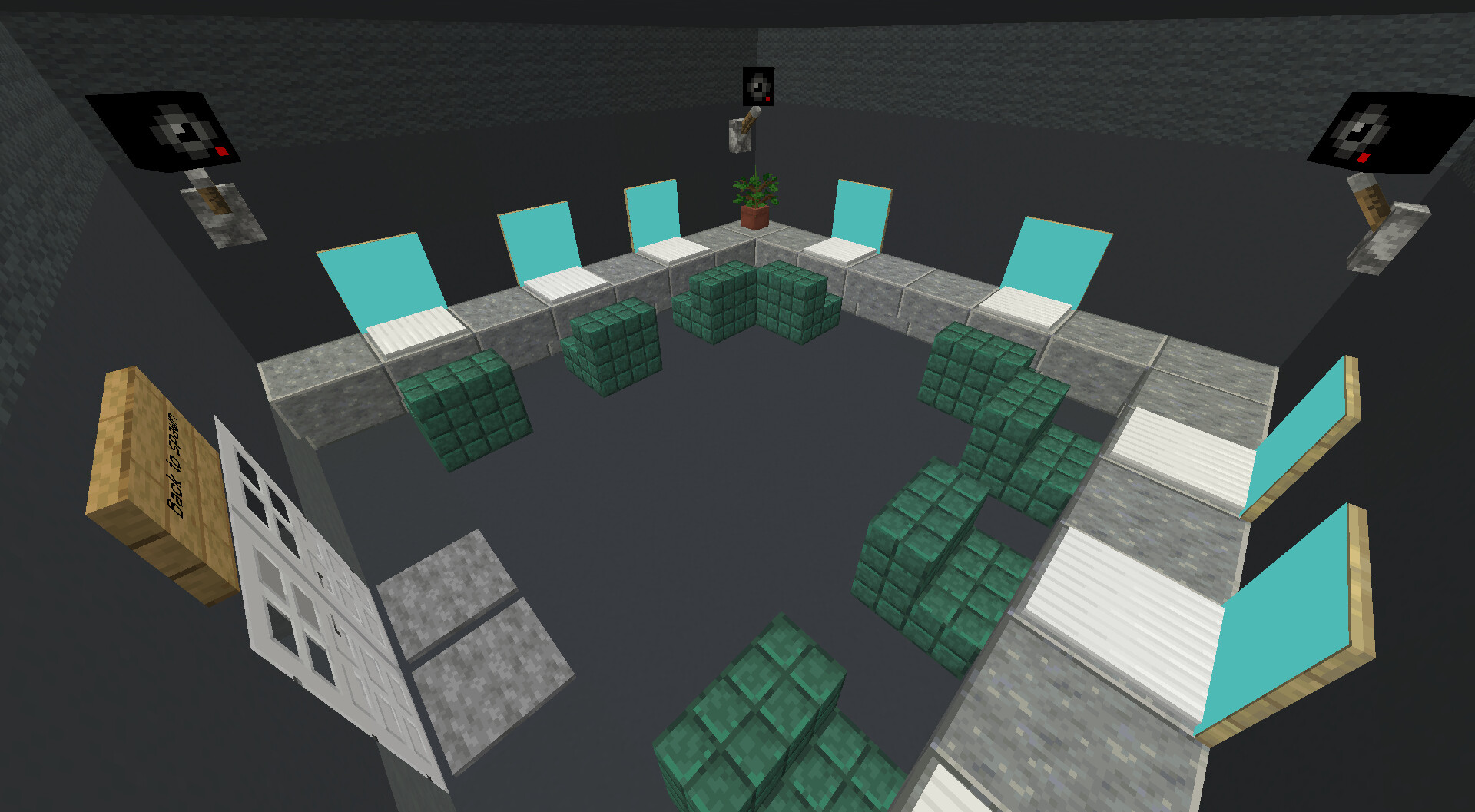 Pinewood Computer Core Minecraft Map