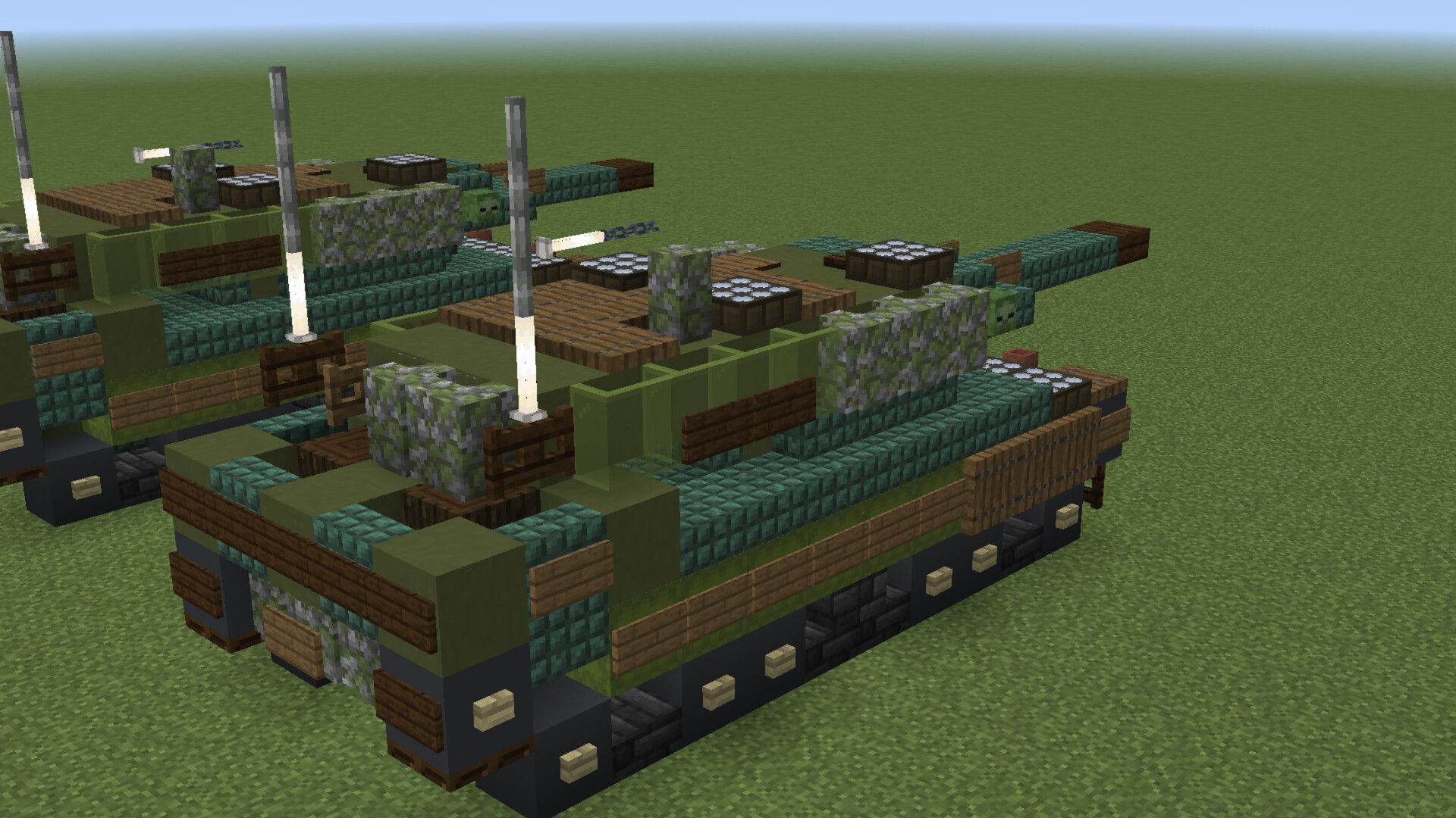 1.5:1 scale Leopard 2A5 and 2A6 main battle tanks Minecraft Map