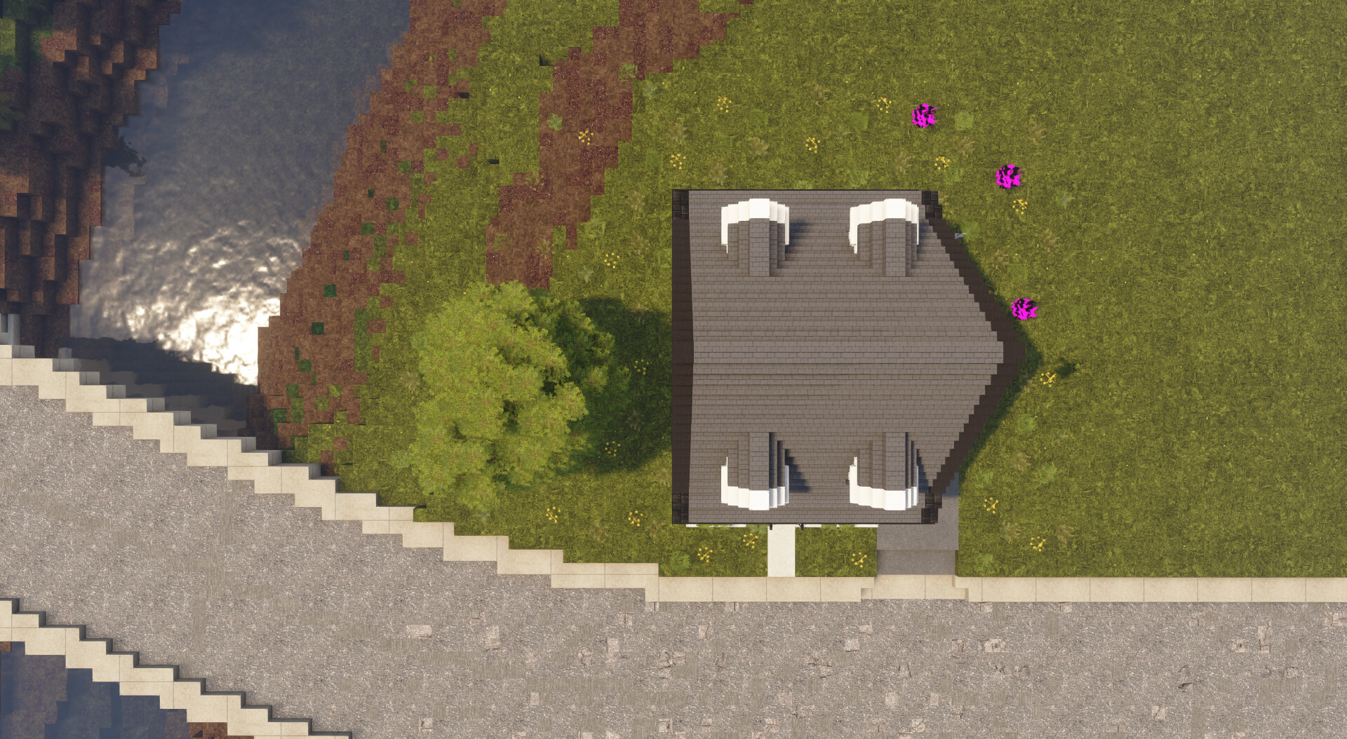 Small Creekside Home Minecraft Map