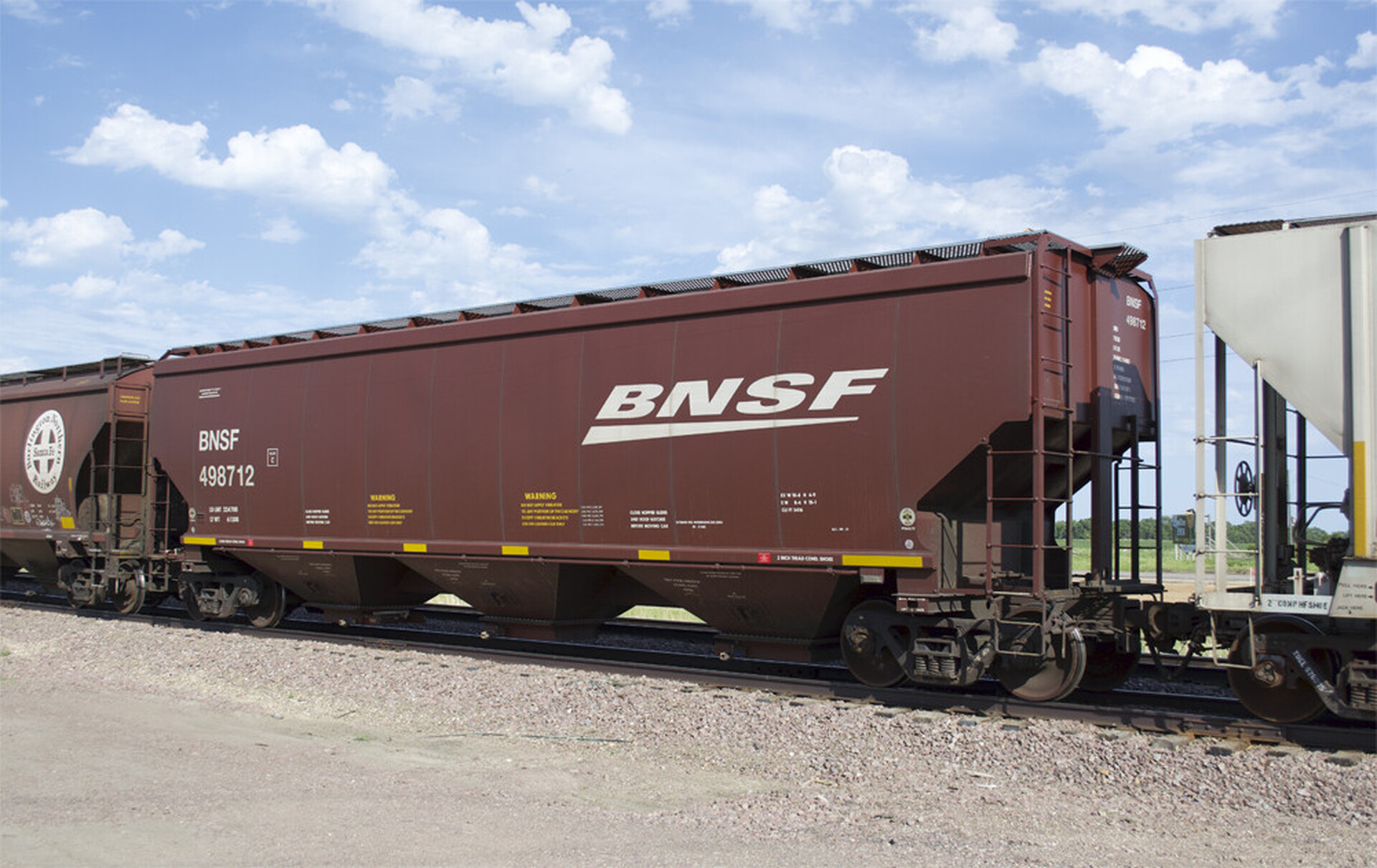 BNSF, 100 Ton, Covered hopper [With Download] Minecraft Map