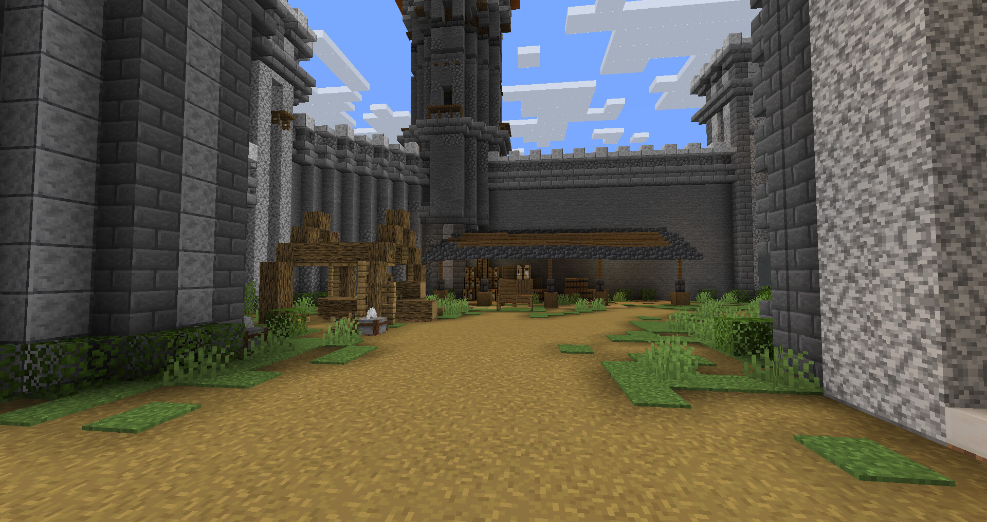 Castle - Survival Base/ Spawn w. small farming town Minecraft Map