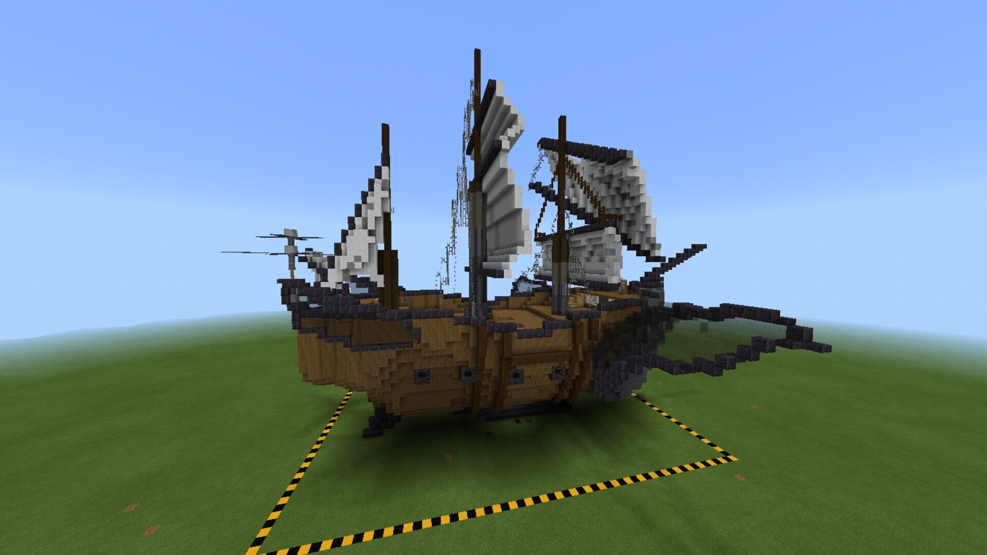 Fantasy Mansion Bay with flying ship Minecraft Map