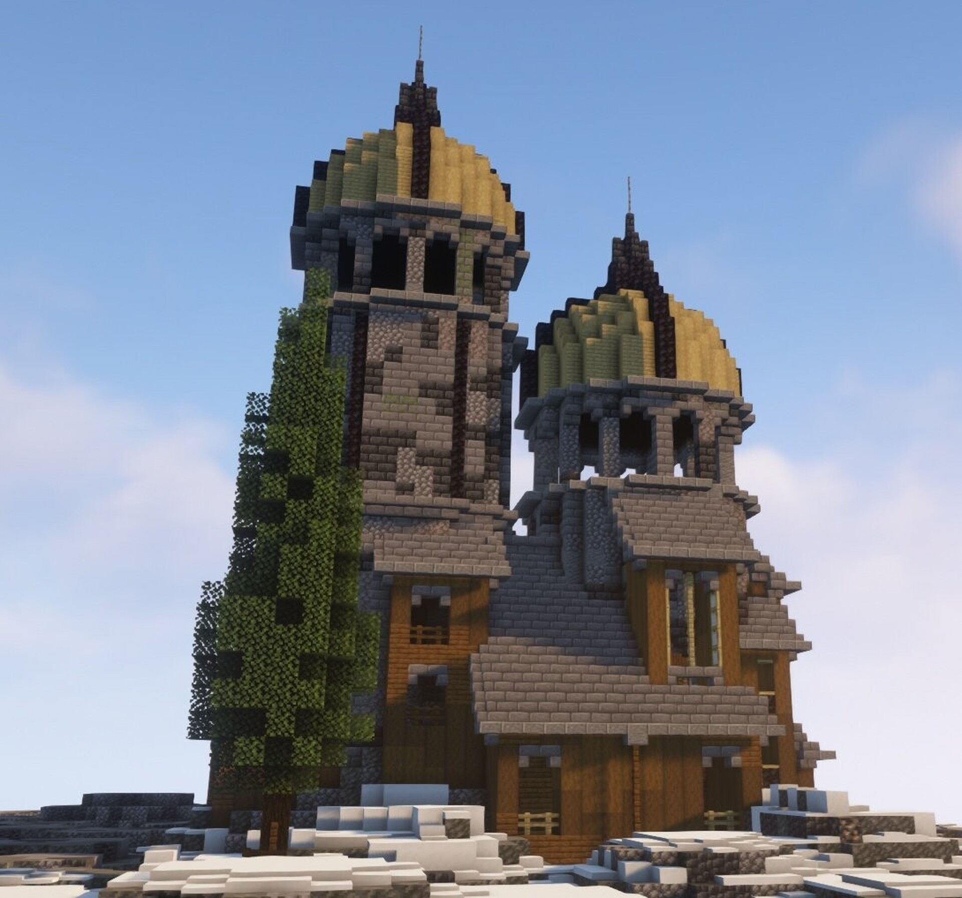 Small Winter castle Minecraft Map