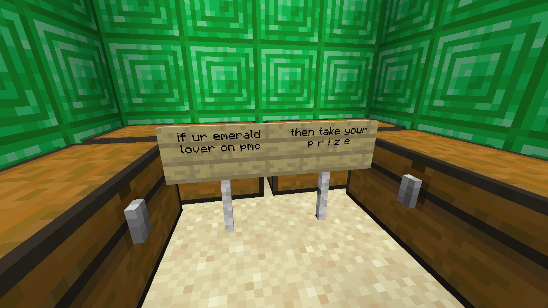 Emerald Lover Map Minecraft Map