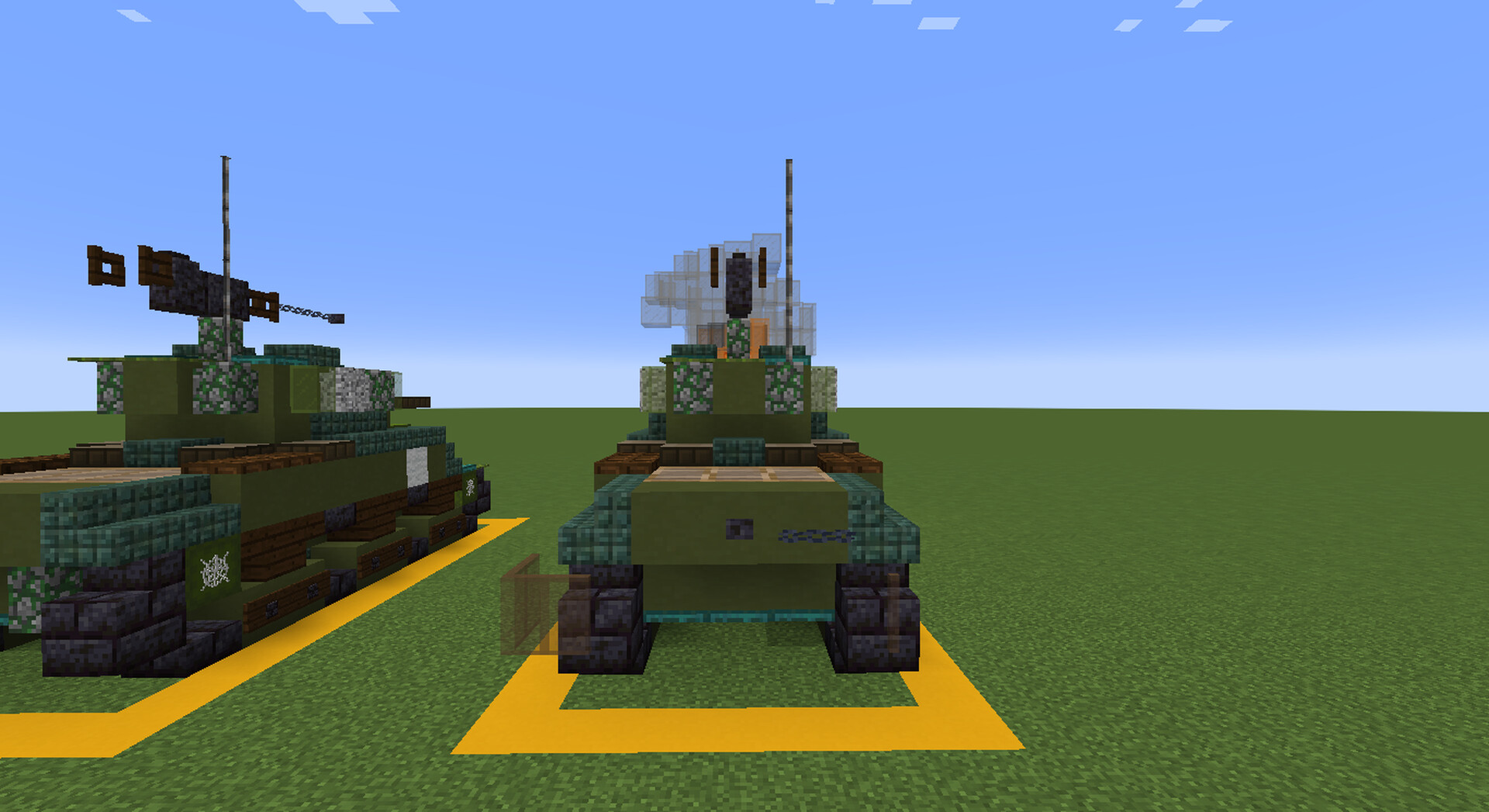 M4A1 Sherman (75) | Medium Tank 2:1 Scale Minecraft Map